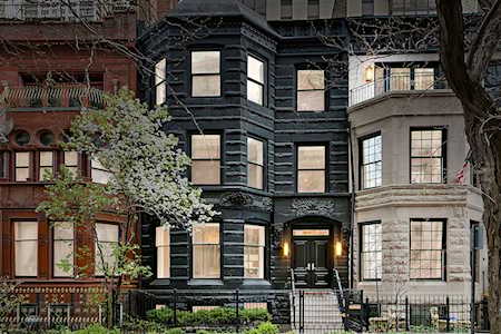 Chicago Brownstones For Sale | Historic Brownstones Chicago IL