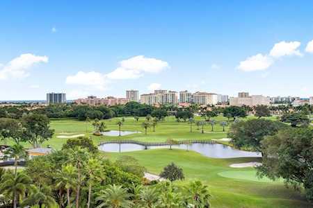 Townsend Place Condos for Sale Downtown Boca Raton | BocaLuxuryCondos.com