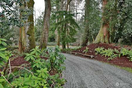 Whidbey Island Waterfront Homes (Local Waterfront Specialists)