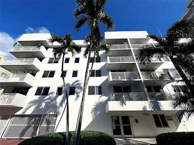 Lincoln Bay Towers Condos for Sale | 1450 Lincoln Rd