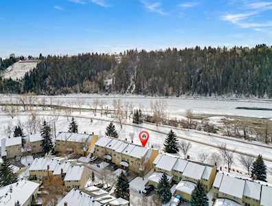 Calgary Waterfront Homes For Sale - Calgary Waterfront Real Estate
