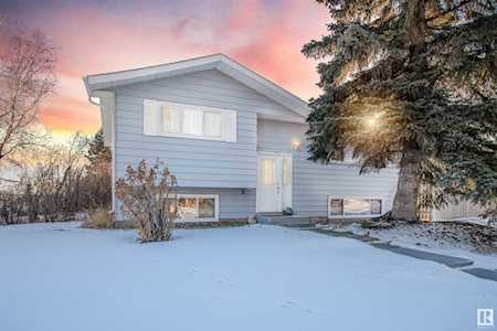 Bon Accord Alberta Bi Level Homes