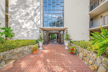 Seville Condos 55+ Active Adult | Clearwater Real Estate