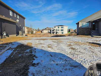 Beaumont Alberta Homes with Waterfront Property