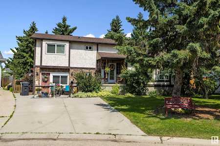 Cardiff Alberta Homes with Deck
