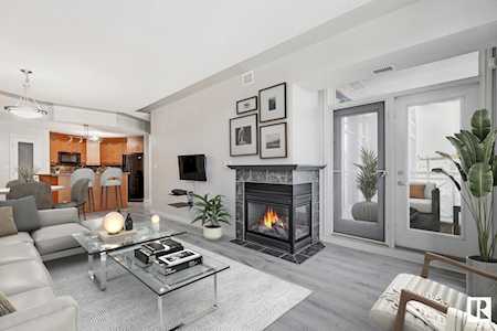 Hay Lakes Alberta Homes with Low Maintenance Landscape