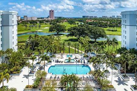 Townsend Place Condos for Sale Downtown Boca Raton | BocaLuxuryCondos.com