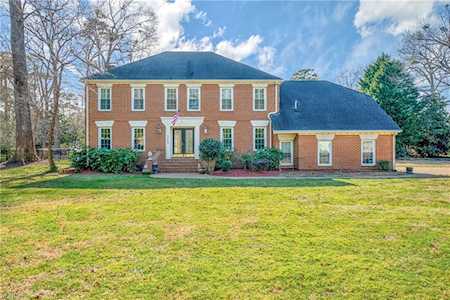Bay Colony, The Best Neighborhoods in Virginia Beach