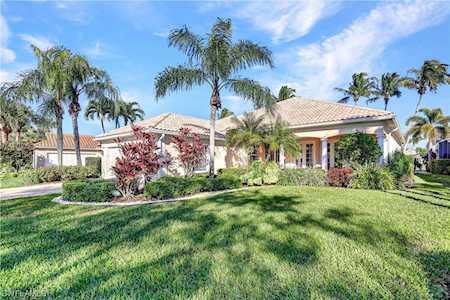 Island Walk - Naples Real Estate - Walkable Naples Community