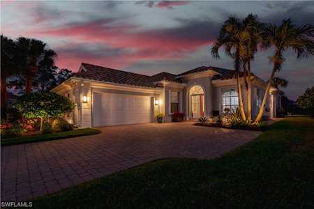 Island Walk Homes For Sale Naples - Island Walk Real Estate