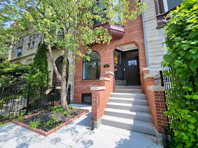Chicago Brownstones For Sale - Search Historic Brownstones in Chicago, IL
