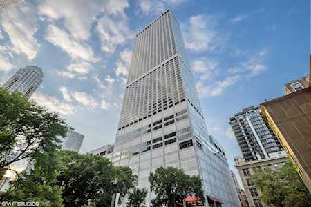 Water Tower Place Condos of Chicago | 180 E Pearson Street Condos