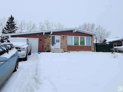 Leduc Alberta Homes with Public Swimming Pool