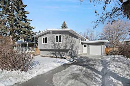 Lakeview Homes For Sale | Homes For Sale In SW Calgary