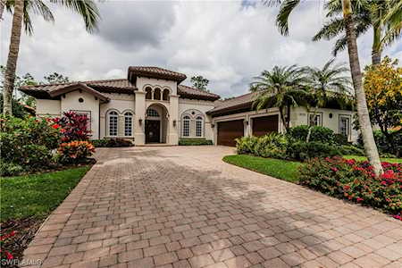 Villa Grande in Grandezza - Villa Grande Real Estate in Estero, FL