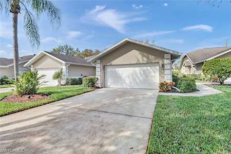 Lakeport Villas in Crown Pointe - Lakeport Villas Real Estate in Naples, FL