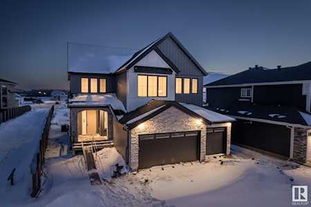 Rural Sturgeon County Alberta Luxury Homes