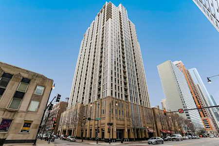 Michigan Avenue Tower Condos of Chicago | 1250 S Michigan Avenue