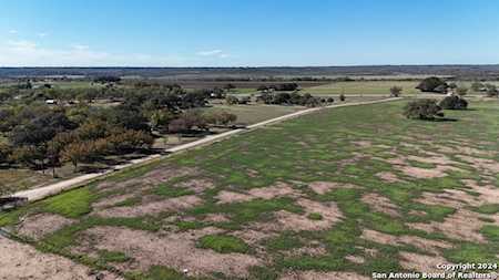 South Texas Ranches For Sale - South TX Hunting Ranches