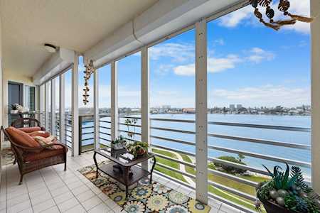 Harbourside Condos for Sale South Pasadena FL | Harbourside Condominiums