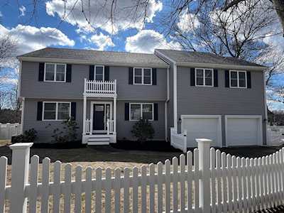 Wakefield Real Estate - Homes for Sale in Wakefield