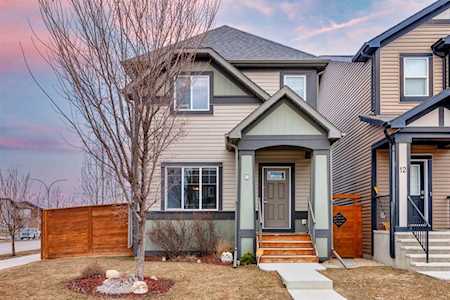 Calgary Luxury Homes For Sale by the Calgary Luxury Real Estate Team