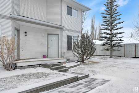 Spruce Grove Alberta Townhouses
