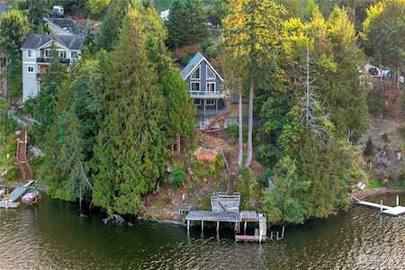 Big Lake Waterfront Homes (Local Waterfront Specialists)