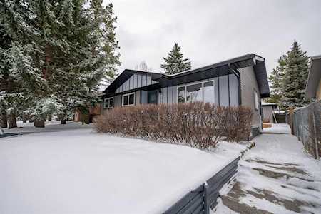 Braeside Houses For Sale In Calgary