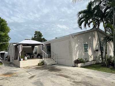 Americana Village Condos For Sale Miami - 19800 SW 180th Avenue, Miami, FL Real Estate