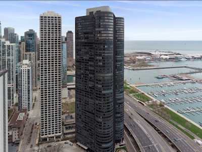 Harbor Point Condos of Chicago | 155 N Harbor Drive