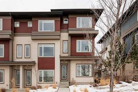 River Song Homes for Sale in Cochrane Alberta | Real Estate in River Song
