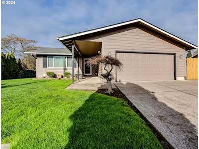 Hayden Bridge Neighborhood Homes for Sale Springfield Oregon