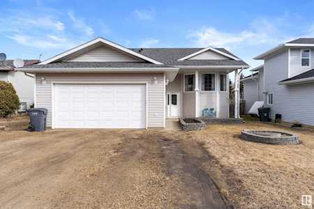 Cardiff Alberta Homes with Landscaping