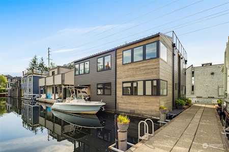 Seattle Houseboats for Sale | Top 10 Realtor in State of Washington