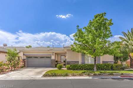 Chelsea Gardens in Summerlin Homes for Sale | @seevegashomes