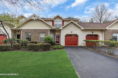 Brick Condos & Townhomes For Sale