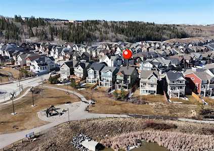 Cochrane Homes with Finished Basements For Sale
