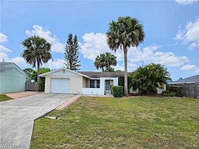 Valencia Sky - Naples Real Estate - 55+ Active Adult Community
