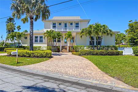 Key Royale Homes for Sale on Anna Maria Island | Key Royale Real Estate