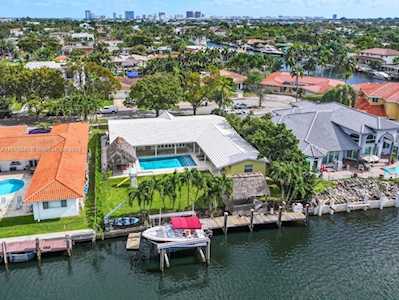 Keystone Islands, North Miami, FL Real Estate & Homes for Sale
