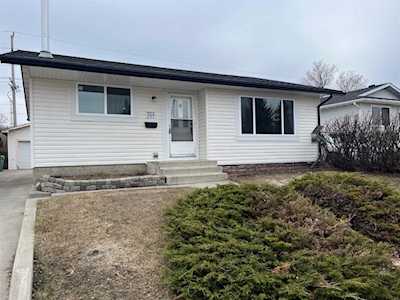 Braeside Homes For Sale South Calgary - Braeside Real Estate