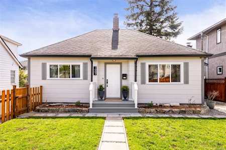 Esquimalt Real Estate - Homes for Sale in Esquimalt