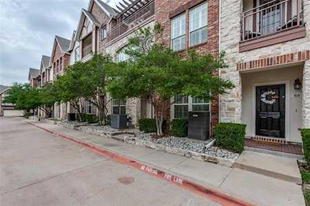 Dallas TX Condos & Townhouses