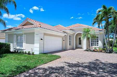 Island Walk - Naples Real Estate - Walkable Naples Community