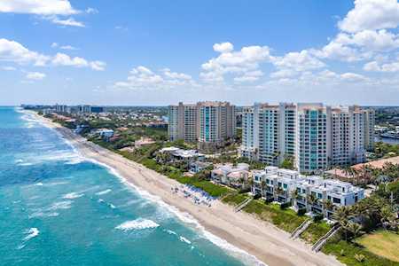 Luxury homes and Luxury Condos in Highland Beach Florida for Sale