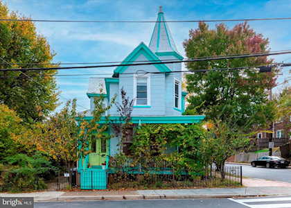 The History of Anacostia’s “Big Chair”