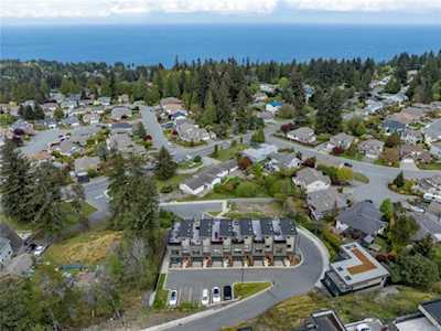 Linley Point Real Estate - Homes for Sale in Linley Point BC