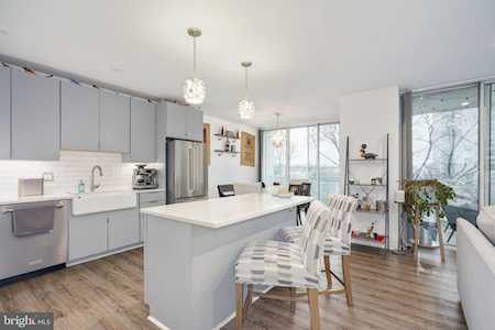 Rivers Edge Condos for Sale or Rent | 2301 Cherry Street Philadelphia