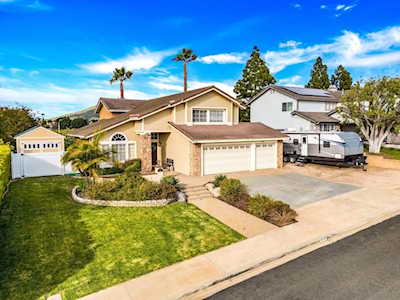 9 Reasons Bonita Long Canyon is a Great Place to Live in 2024 | 2025